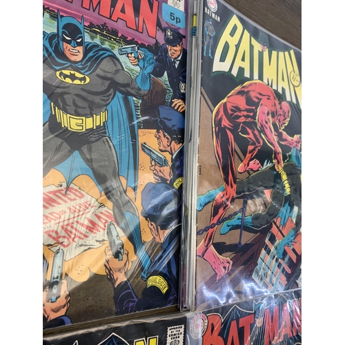Fourteen DC Comics. 'Batman' Includes #201, #202, #213 (80 page Giant ...