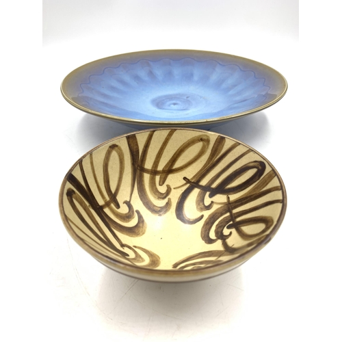 Two pieces of mid 20th century Bullers studio pottery - largest approx ...