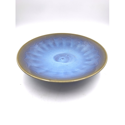 Two pieces of mid 20th century Bullers studio pottery - largest approx ...