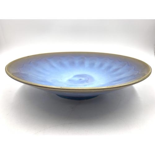 Two pieces of mid 20th century Bullers studio pottery - largest approx ...