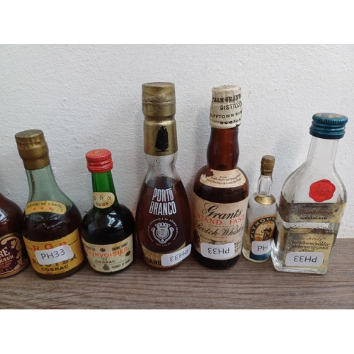 A collection of alcohol miniatures to include Abelour Grant's, Bell's ...