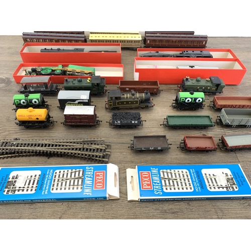 A collection of model railway vehicles to include Hornby GWR Pannier ...