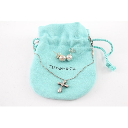 Two pieces of Tiffany & Co. sterling silver jewellery to include Elsa ...