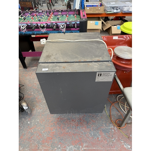 A Northern Kilns NZH electric pottery kiln