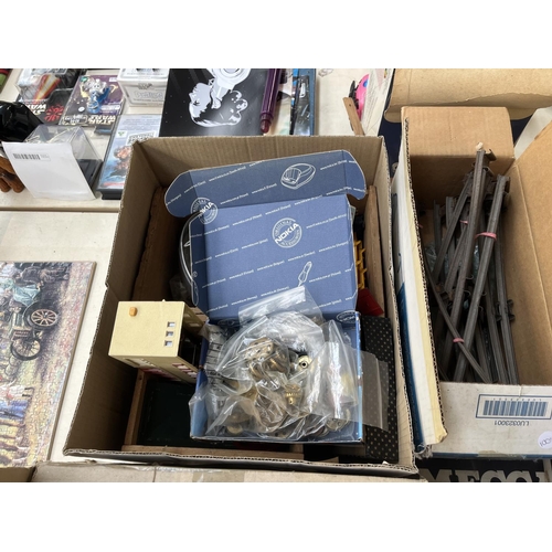 A large collection of Meccano to include Magic Motor, boxed 395 parts ...