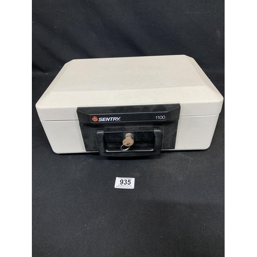 Sentry fireproof safe with Key