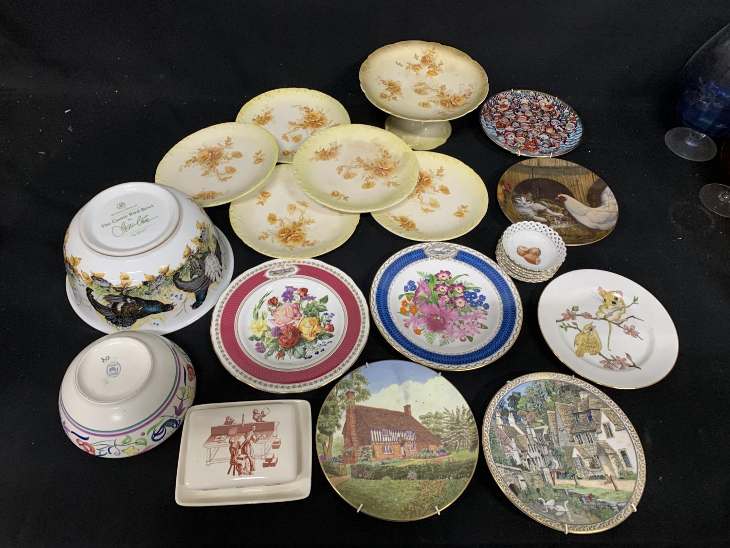 Staffordshire Comport and matching Plates, 2 RHS plates, other ...