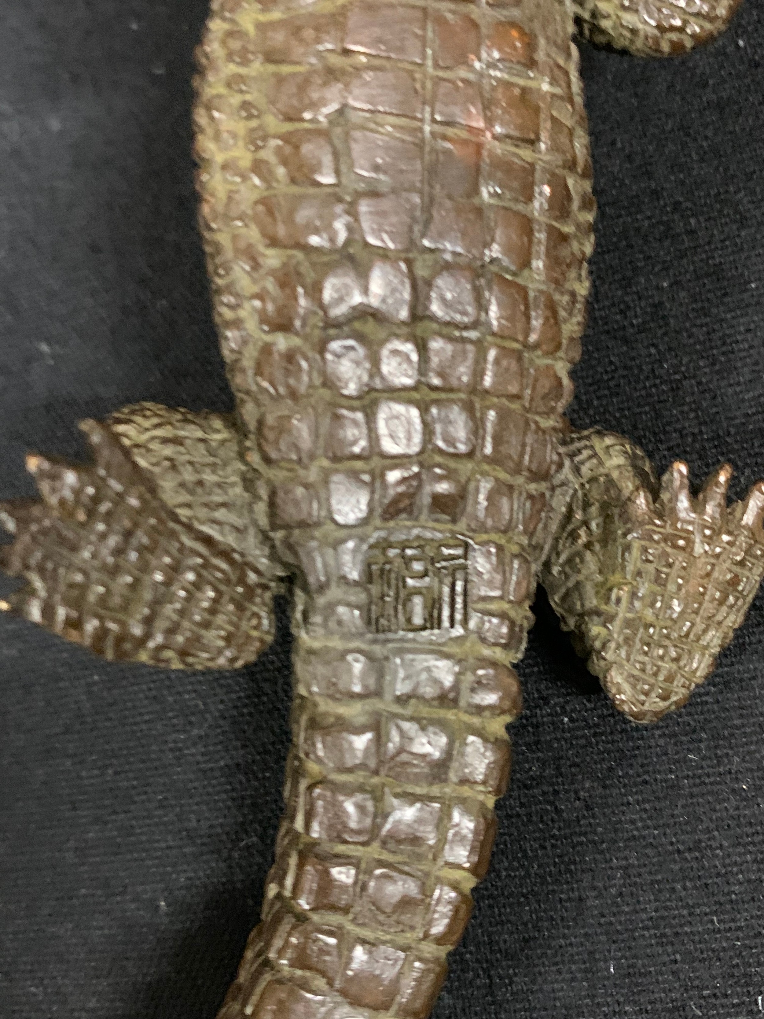 Japanese Bronze Crocodile Signed, length 15 cms