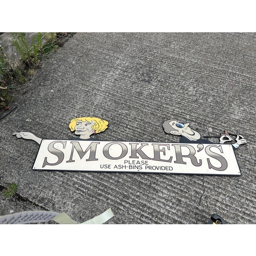 Smokers sign