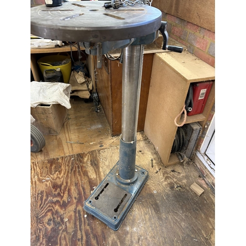 AXMINSTER POWER TOOLS CH18f floor standing pillar dril