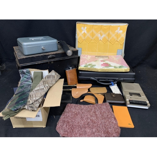 Deed box, Samsonite briefcase and sundry items (4)