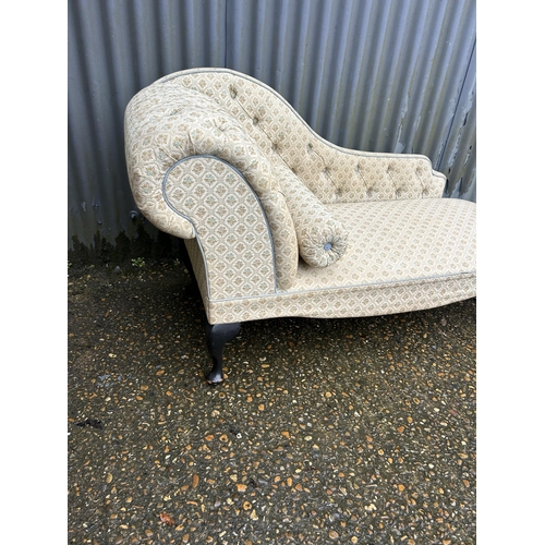 Small gold pattern chaise