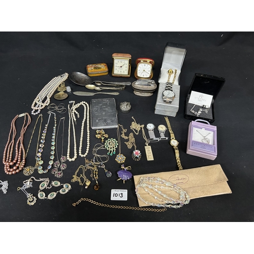 Costume jewellery and sundry items