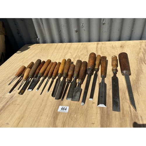 19 assorted Chisels,