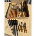Tray of Marples and Footprint lathe chisels and gouges - 26 in total