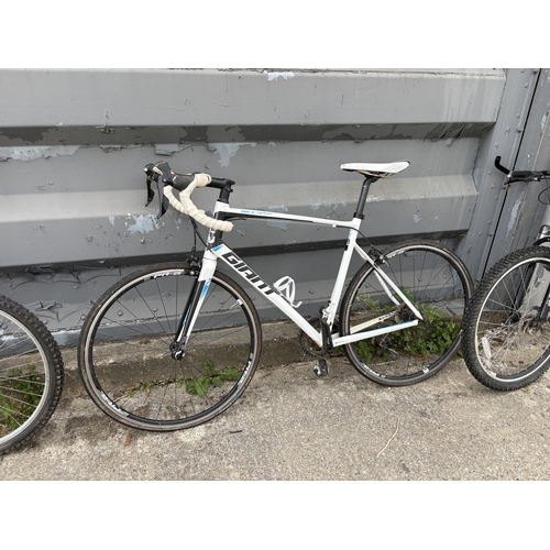 A Giant road cycle