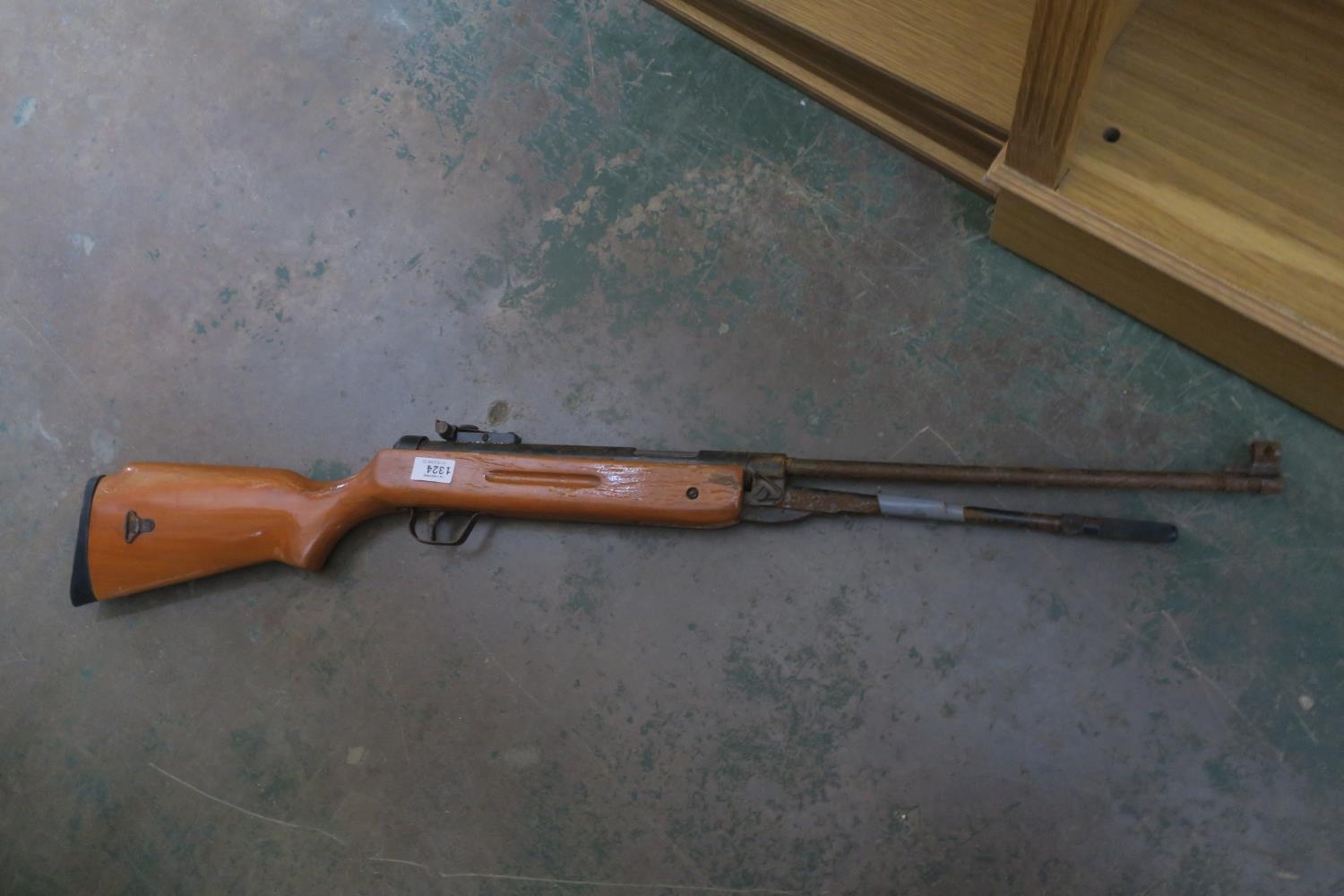 VINTAGE PIONEEN CHINESE AIR RIFLE