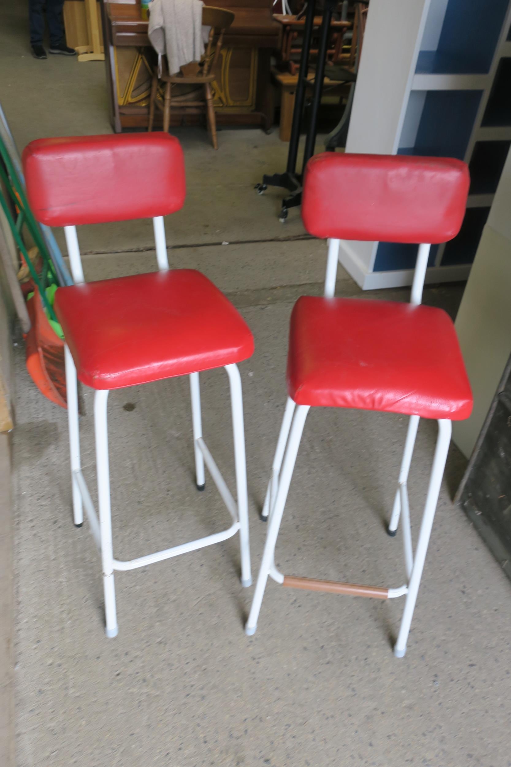 RED RETRO BAR STOOLS