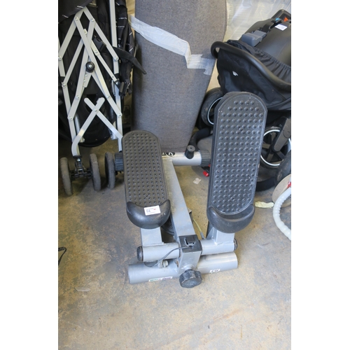 SIT DOWN LEG EXERCISER