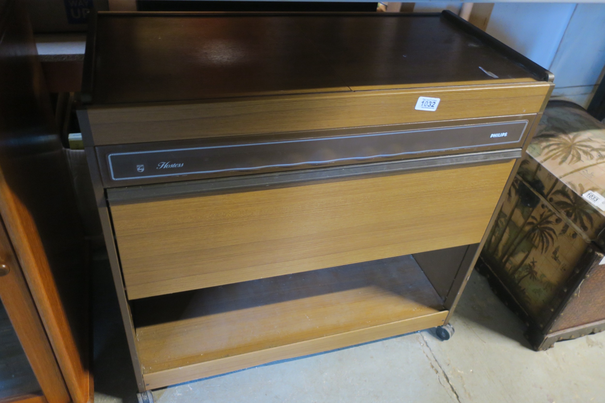 PHILIPS HOSTESS TROLLEY