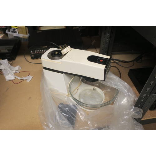 VINTAGE KENWOOD CHEF MIXER