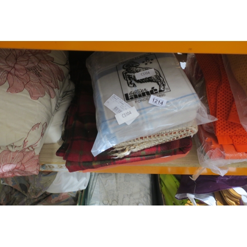 SELECTION OF BLANKETS
