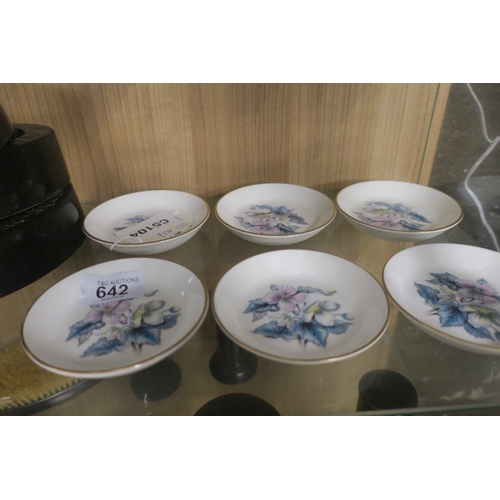 6 ROYAL WORCESTER COASTERS