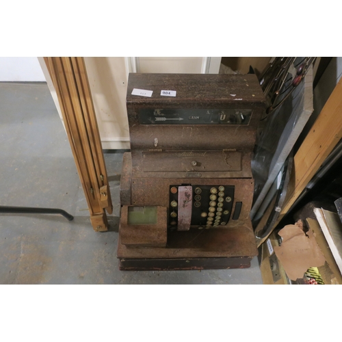 OLD VINTAGE AND VERY VERY HEAVY TILL