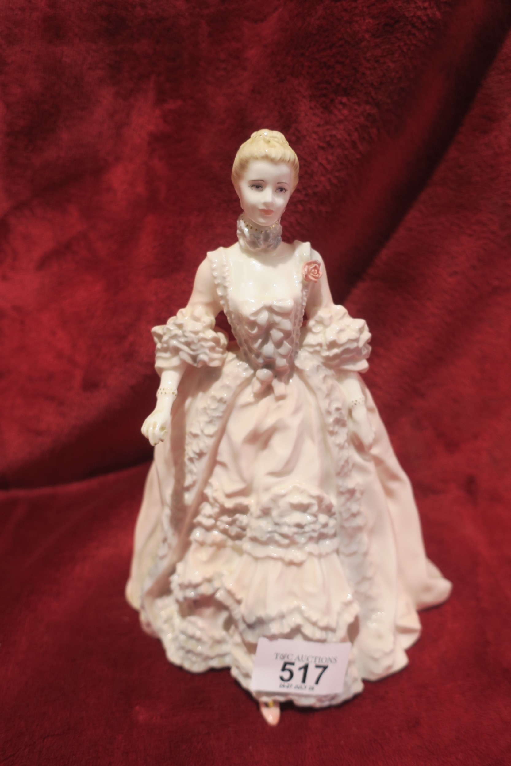 COALPORT 'MADAME DE POMPADOUR' FIGURINE