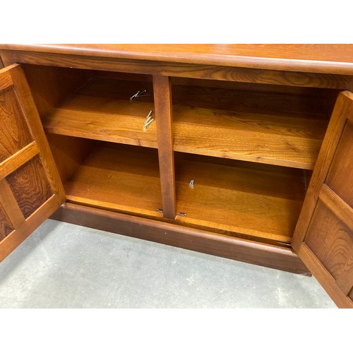 Selling with Thompsons Auctioneers