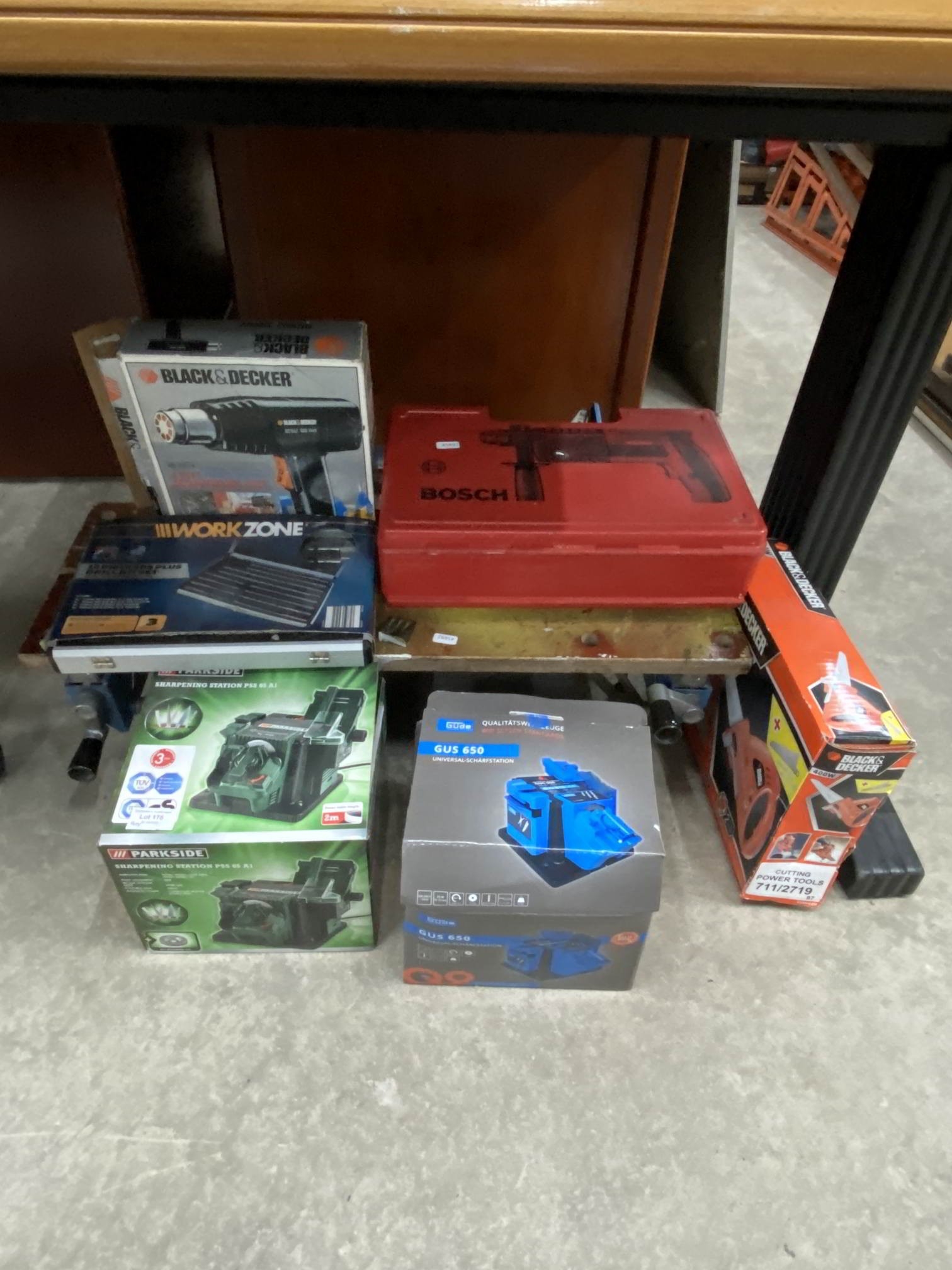 Black & Decker workmate, Bosch CSB 650-2RE hammer drill, Parkside sharpening station PSS 65 A1, Work