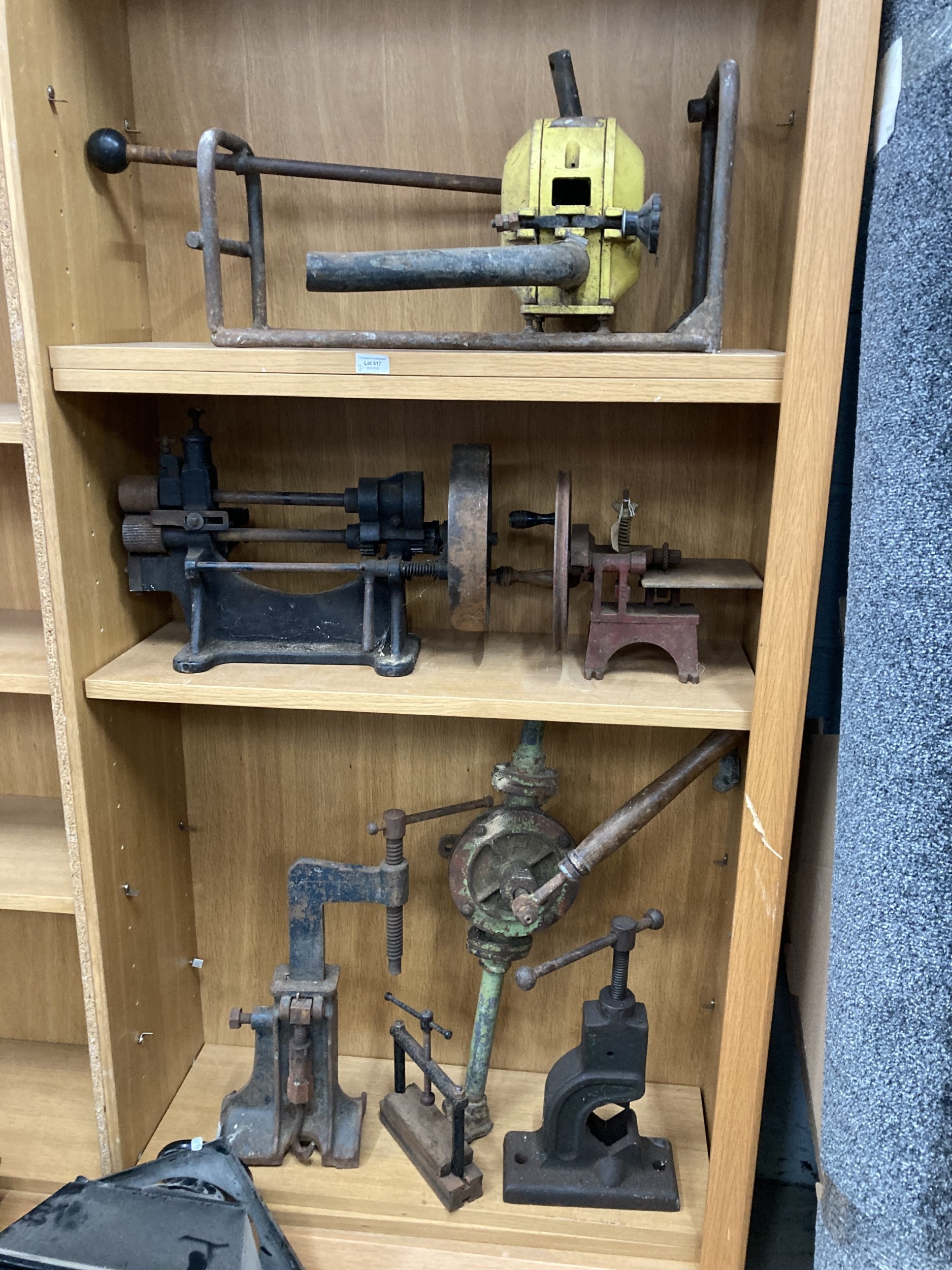 Selling with Thompsons Auctioneers