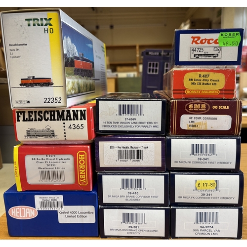 OO Gauge collection of boxed locomotives, wagons and coaches, generally ...