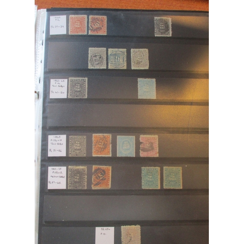 World misc early to modern M/U coln in 5 ring binders, incl useful ...