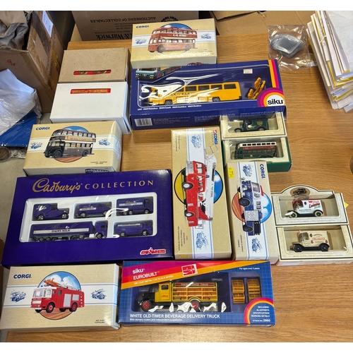 Collection of model vehicles, including cars and lorries, generally ...