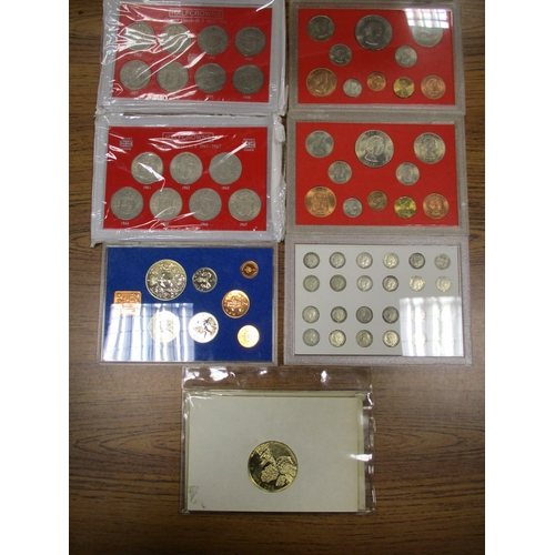 Collection of year proof sets with 1984,-87, 1990, 2000 (2), 2001-02 ...