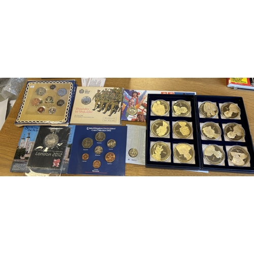 Collection in plastic wallets and loose, including £2 (46), £1 (13 ...