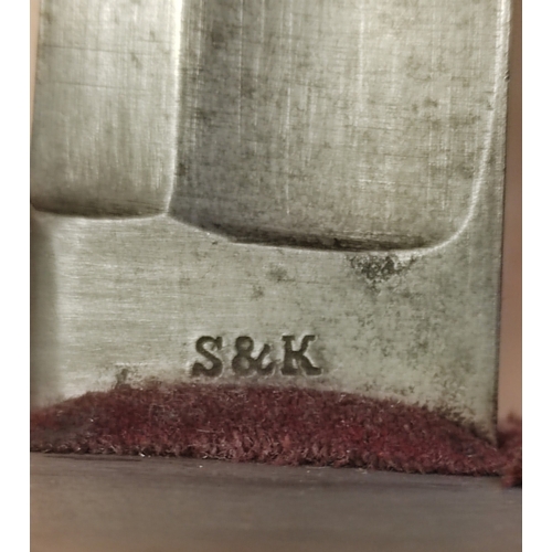 M1860 Italian sabre with metal scabbard, light pitting to blade ...