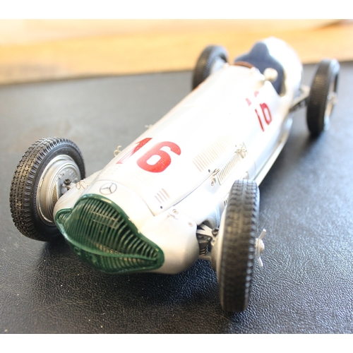 CMC. M-098 1/18 scale Mercedes-Benz W154 1938, generally excellent although missing windscreen and w