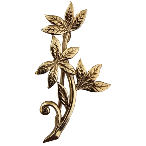 9ct gold leaf brooch, Birmingham hallmark, total weight 3.7g, generally ...