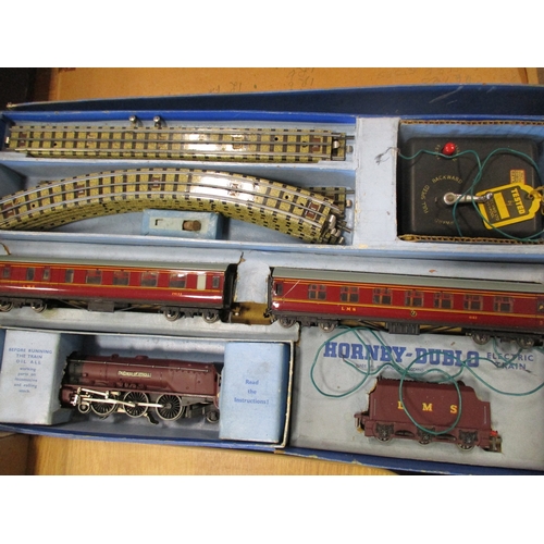 Hornby Dublo. Collection with sets including 2-6-4 80054 black tank in ...