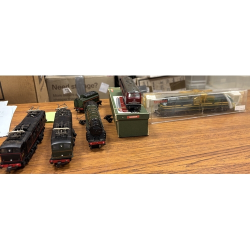 HO range of unboxed locomotives, generally excellent including Trix ...