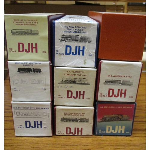DJH. Collection of boxed OO gauge kits including STD Class 4-6-2 BR ...
