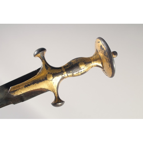 A 18TH-19TH CENTURY NORTH INDIAN PUNJAB SIKH SWORD, with gilded hilt ...