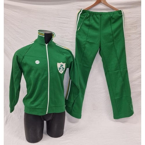 Republic of Ireland football 1980's team Tracksuit, jacket size 42. Of ...