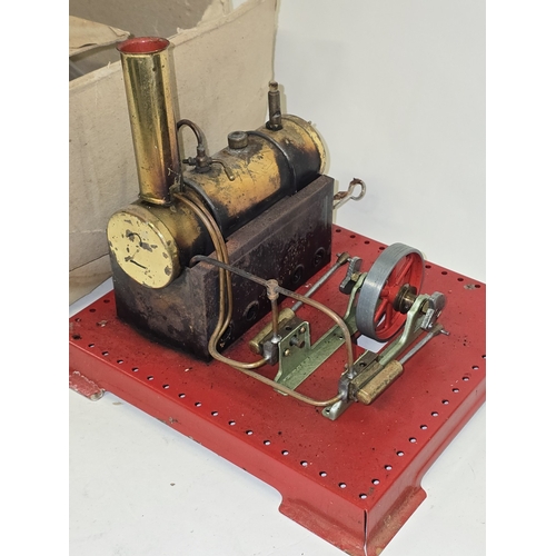 Mamod vintage S.E.3 steam engine c/w accessories and original box.