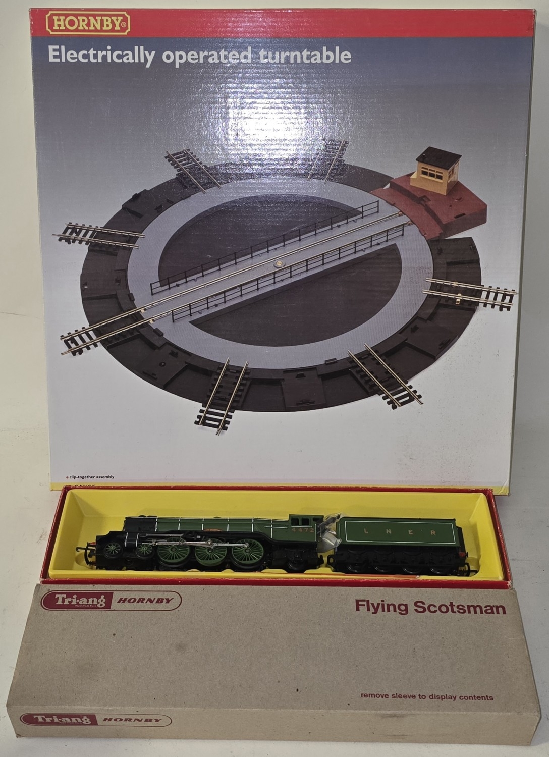 Triang Hornby OO Gauge R855 Flying Scotsman boxed Locomotive and Tender ...
