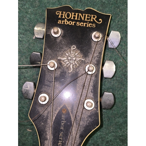 Hohner Arbor Series single cutaway electric guitar.