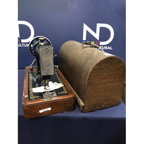 SINGER SEWING MACHINE