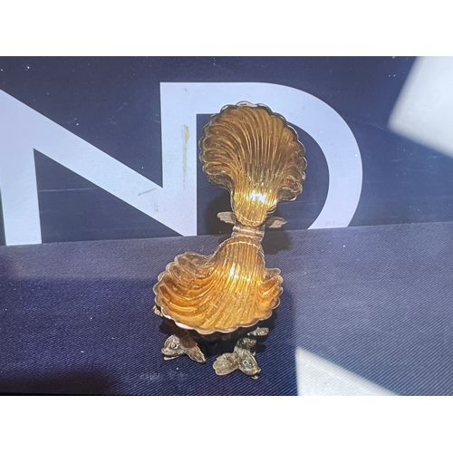 SILVER PLATE CLAM SHELL CONTAINER